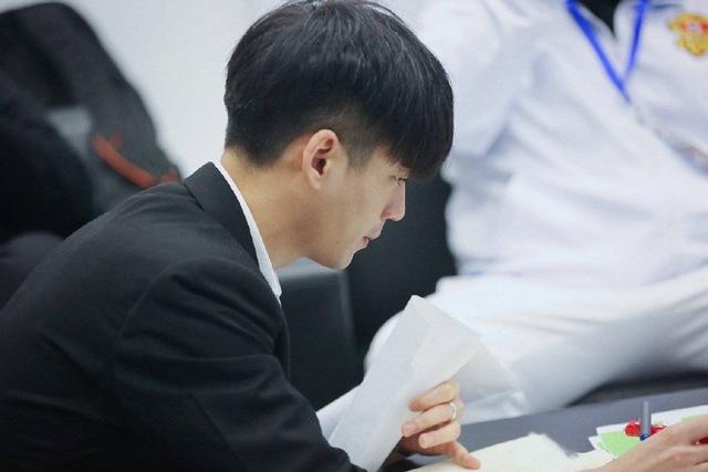 WB.TS惨遭成都AG超玩会零封 新科冠军尝到今年BO7首败